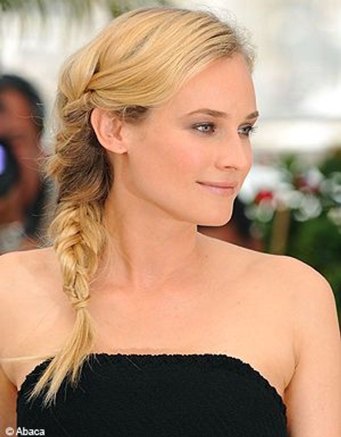 Zoom sur les nattes - Elle